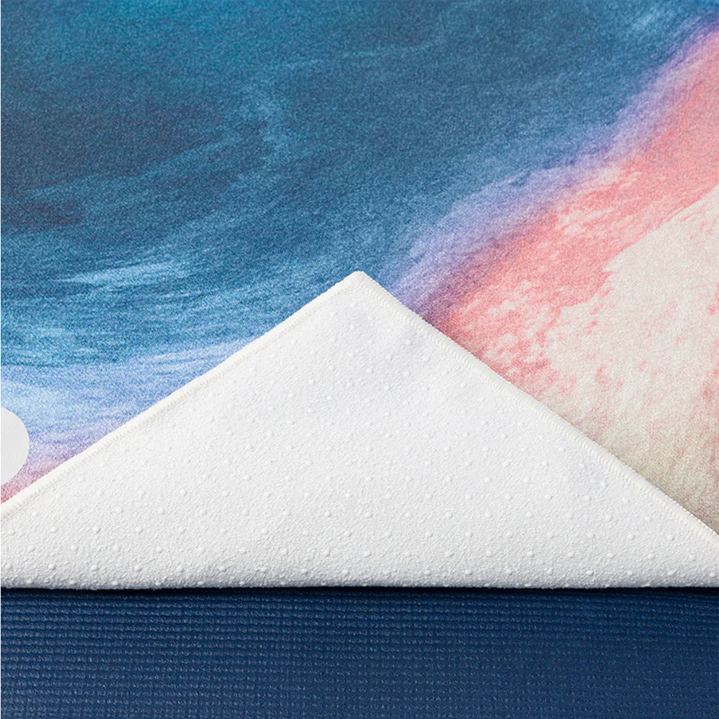 Yogitoes® Hot Yoga Mat Towel V.2.5 - Shoreline Sand – Manduka Thailand